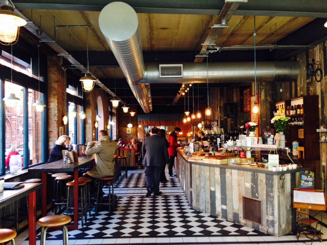 Gigs at Good for Nothing – Collaborating for Good